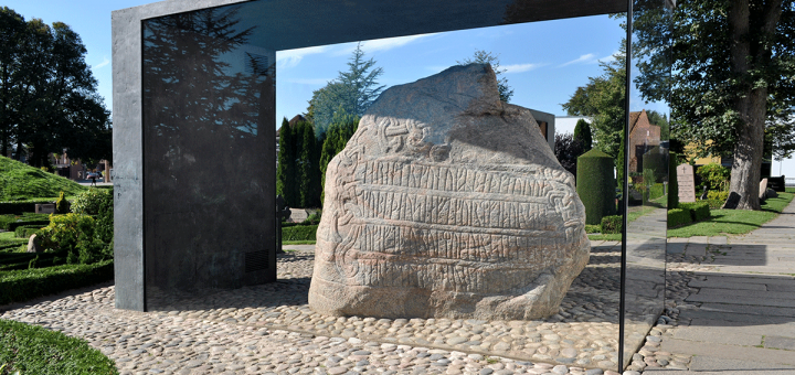THE JELLING MONUMENTS - UNESCO World Heritage in Denmark